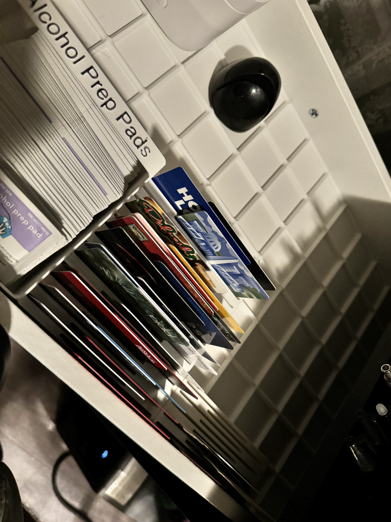 9 "Credit Card" Holder - Horizontal - 1x3 Gridfinity by gedeyenite ...