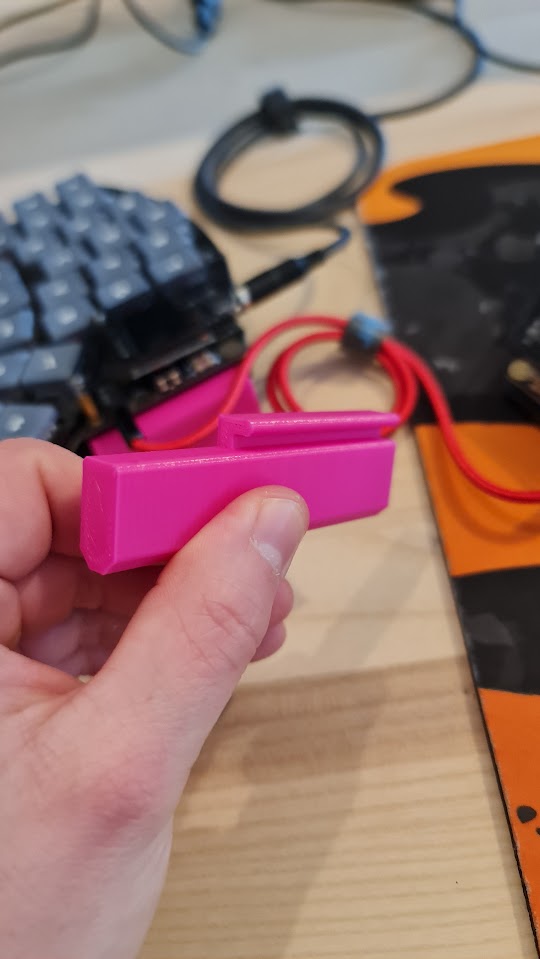Kyria friction tenting clip - Multiple heights by dasmikko | Download ...