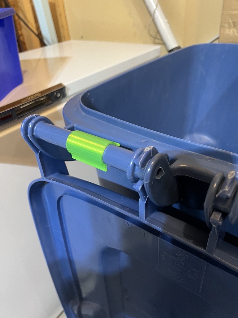 Blue Bin Bag Recycling Clip by Mike B | Download free STL model ...