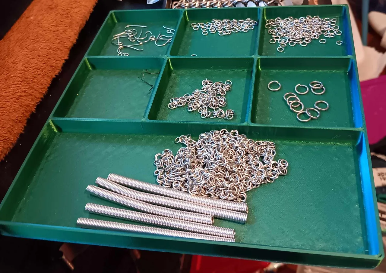 Jump Ring Tray by Des Troy | Download free STL model | Printables.com