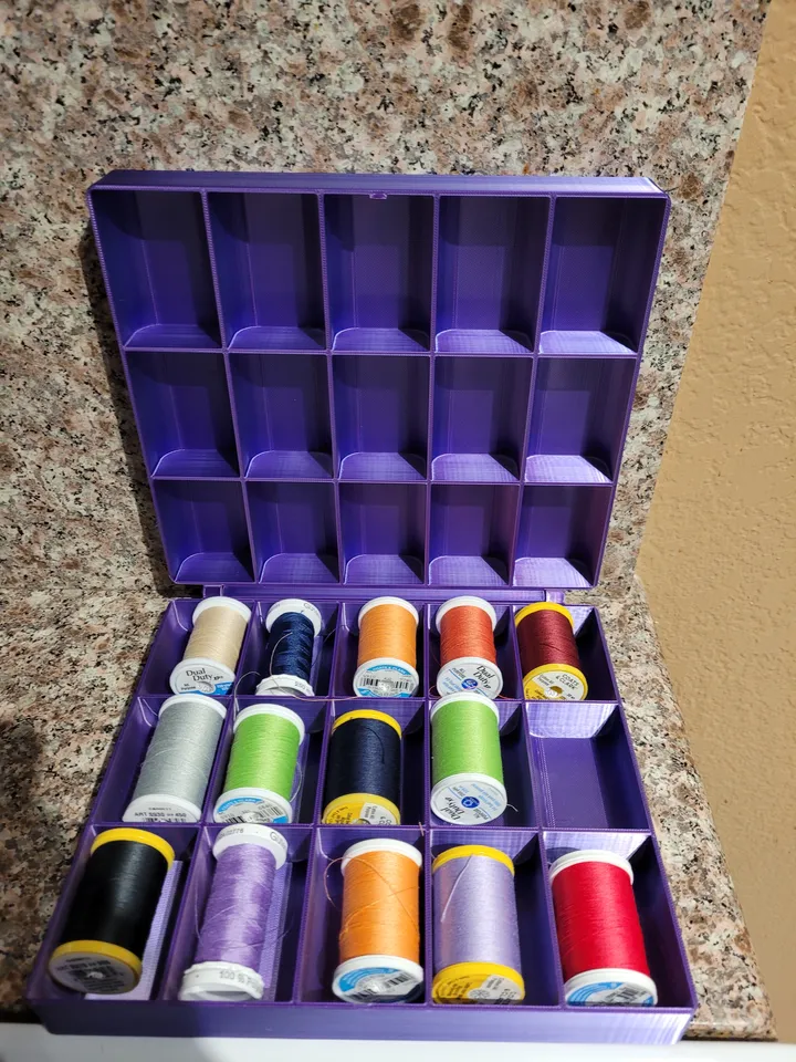Box Organizer for Sewing Thread/Spools by Dunadan | Download free STL ...