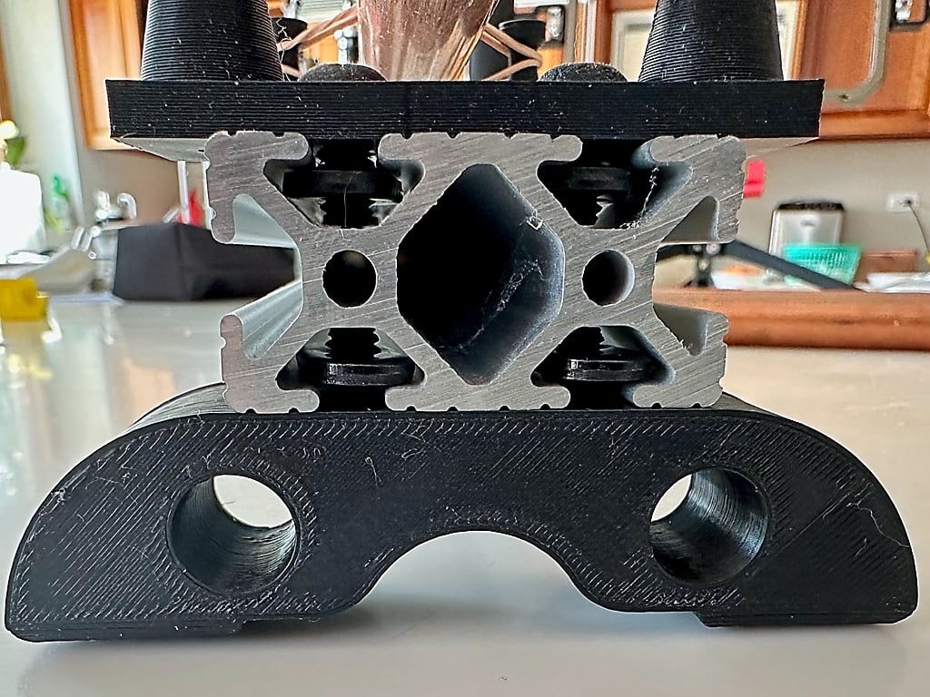 Foot for a 8020 series 10 style extrusion by NotLikeALeafOnTheWind ...