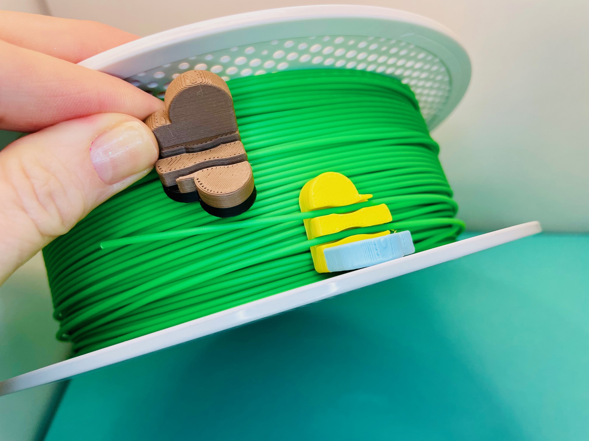 Your Friendly Filament Clip: Hearts by FunFam3D | Download free STL ...