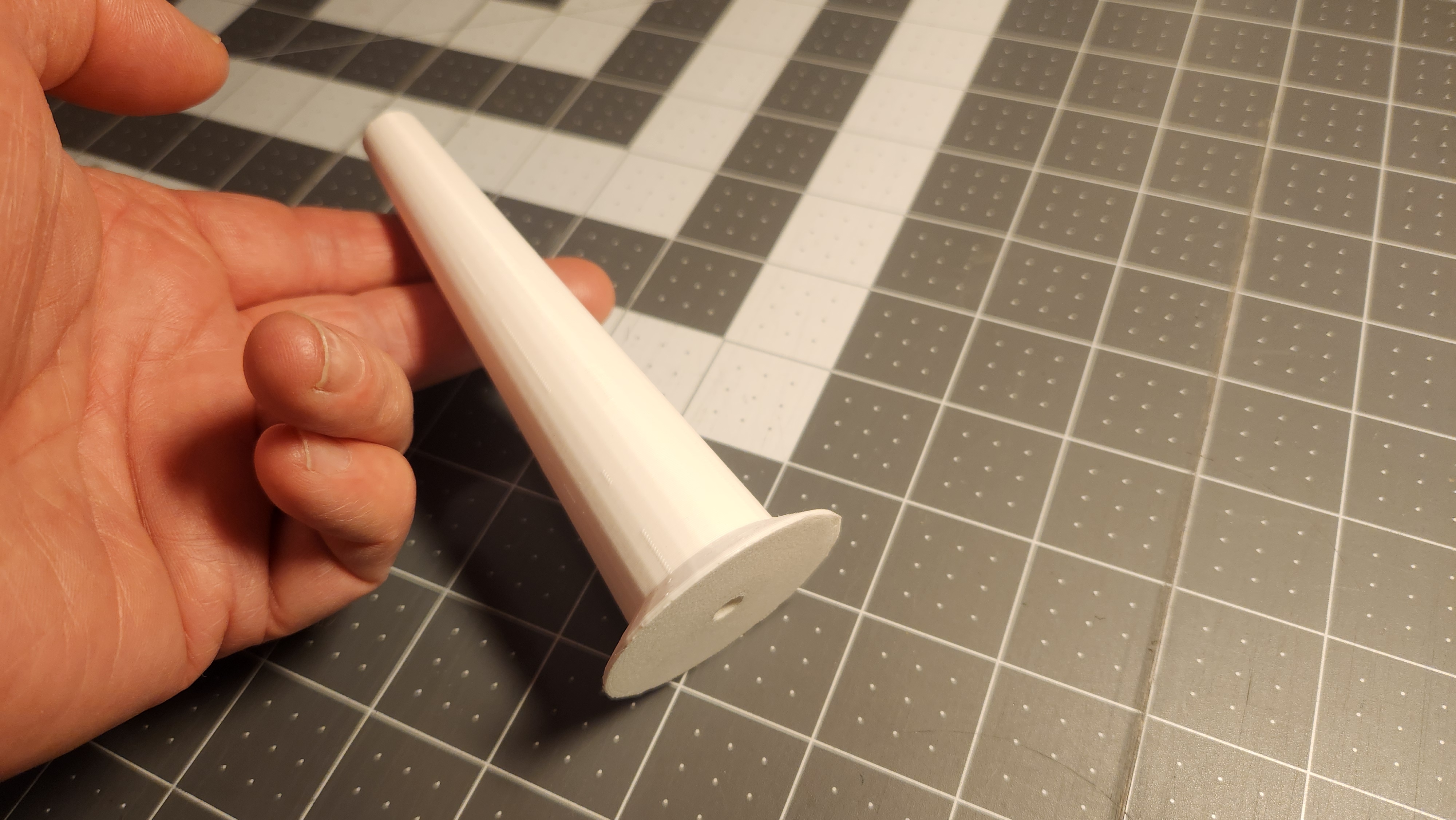 Thread Cone Adaptor by mrmcwethy | Download free STL model | Printables.com
