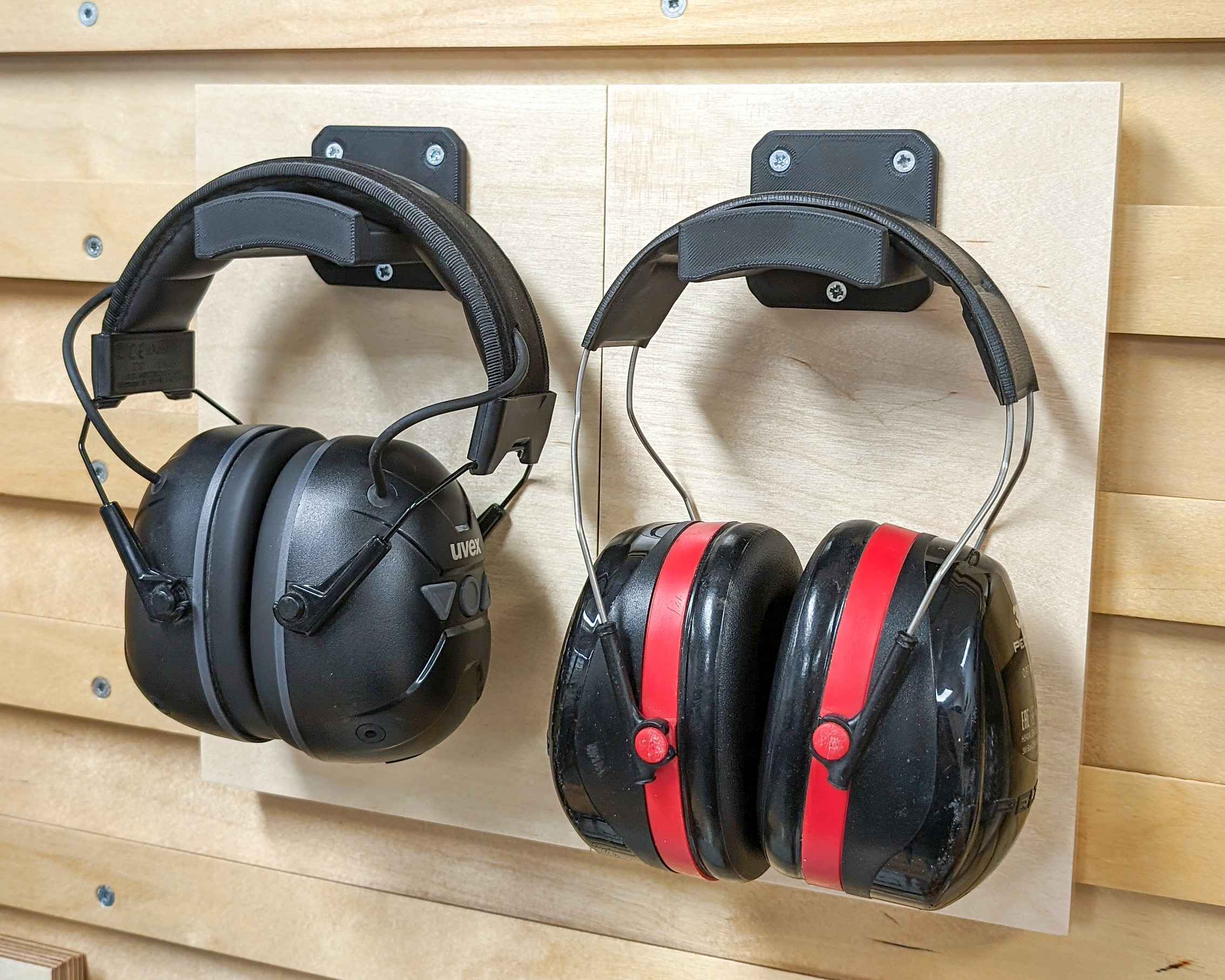 Universal Headphone / Ear-Protection Wall Holder/Hanger by kerngebiet ...