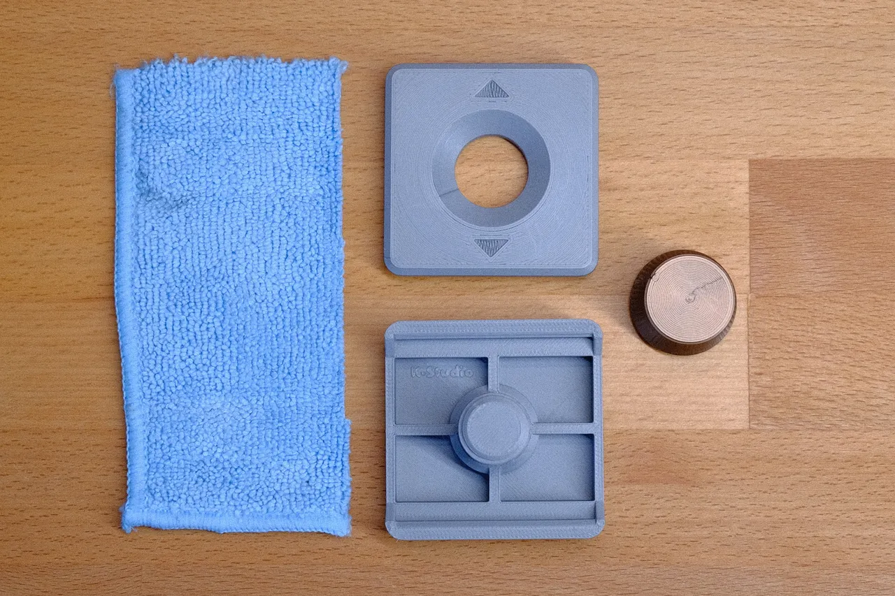 Build Plate Cleaner Microfiber Holder by K-Studio.ca | Download free ...