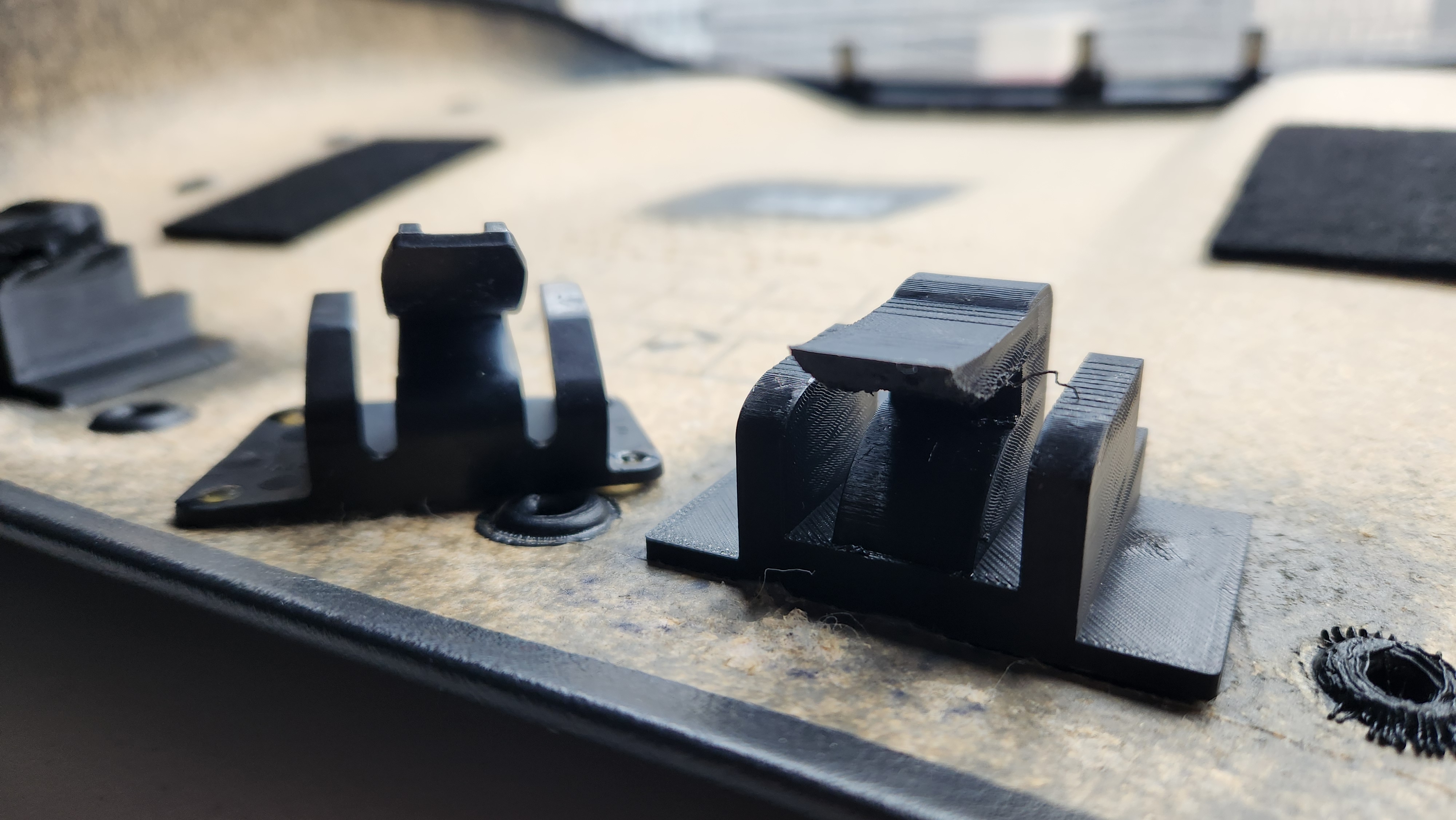 Audi Seatback Clip by Steven Popovich | Download free STL model ...