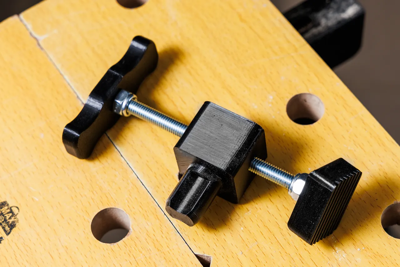 Adjustable vice block / bench dog by Bobeca | Download free STL model ...