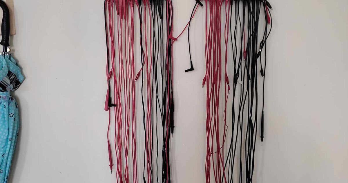 Lab Cable Organizer 4mm Banana Jack Holder by adisdedic96 | Download ...