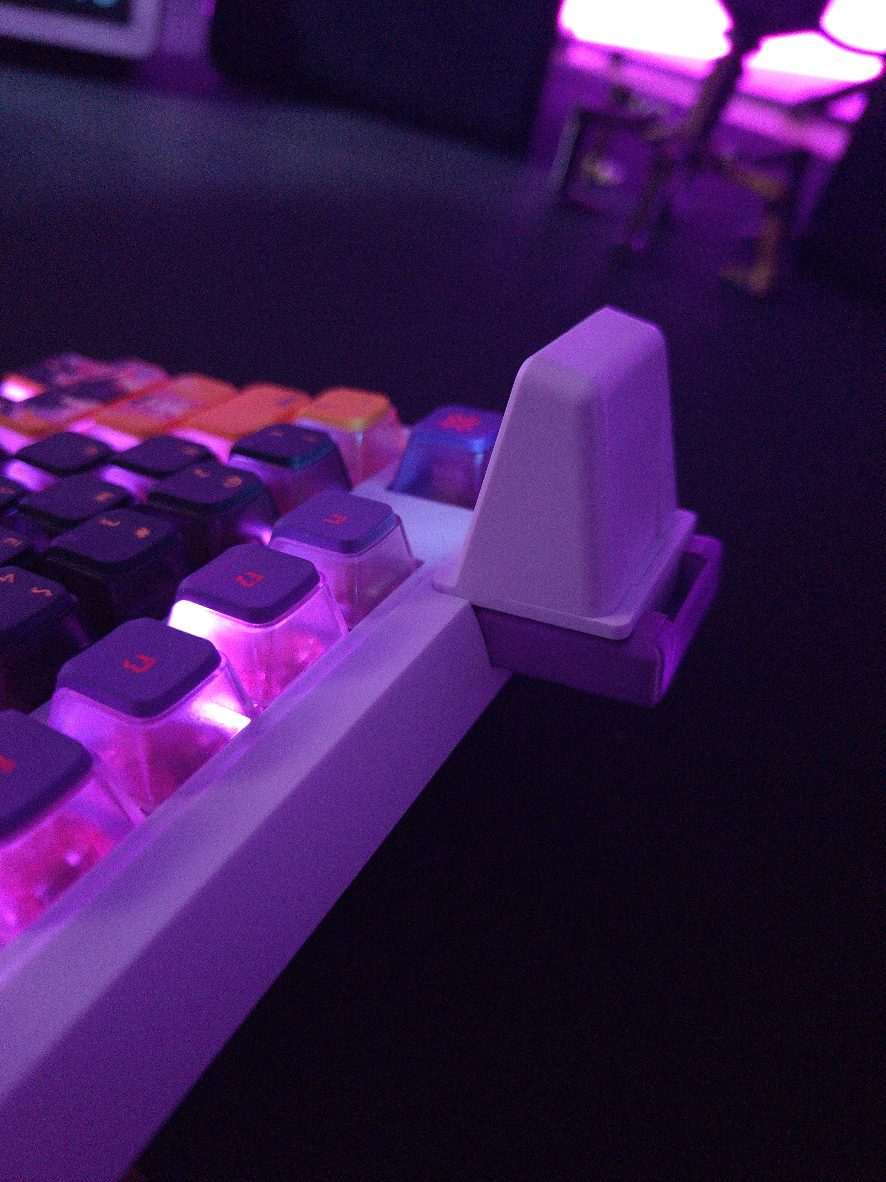 Epomaker RT100 Screen Support by Shadcast | Download free STL model ...