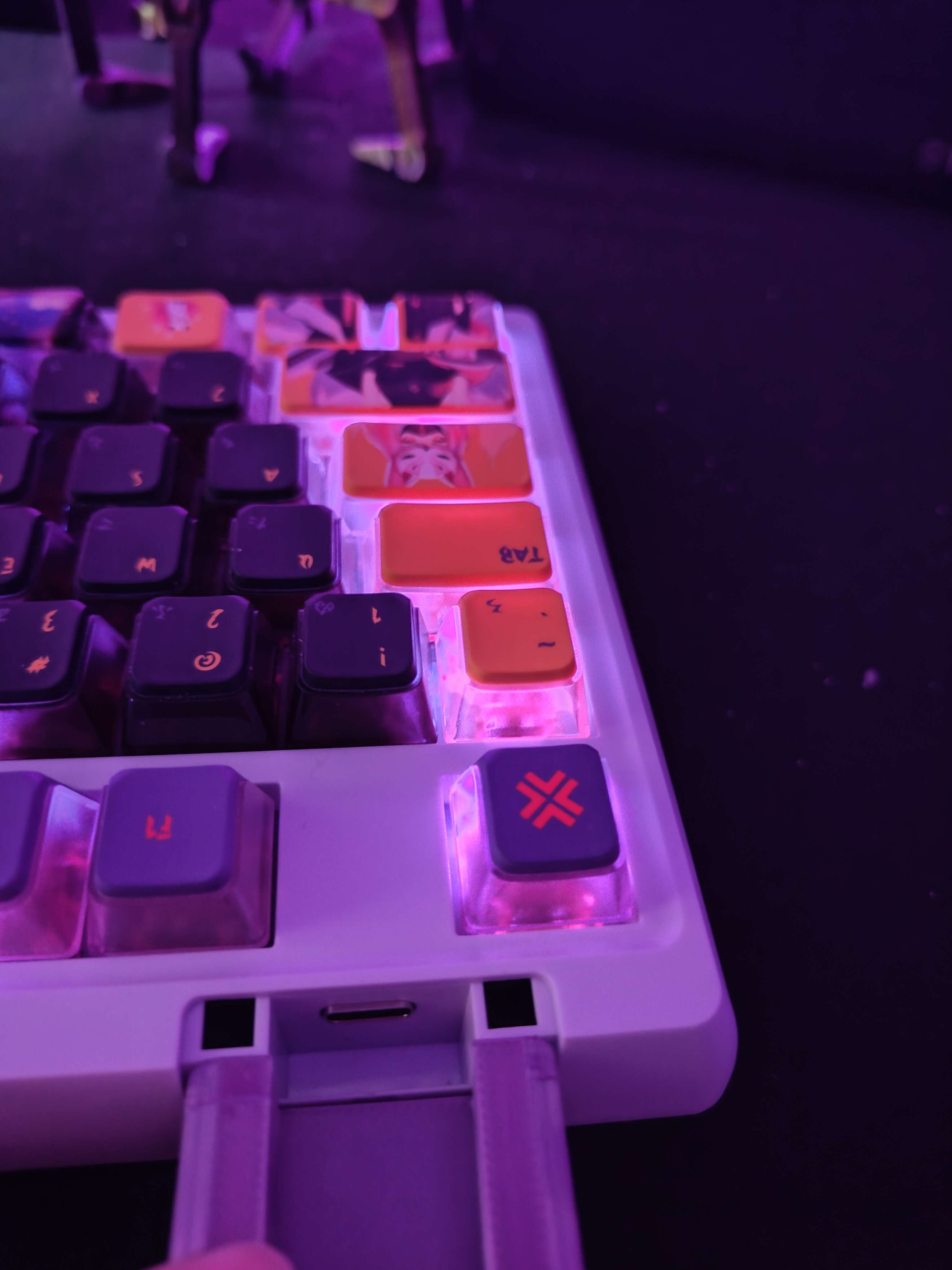 Epomaker RT100 Screen Support by Shadcast | Download free STL model ...