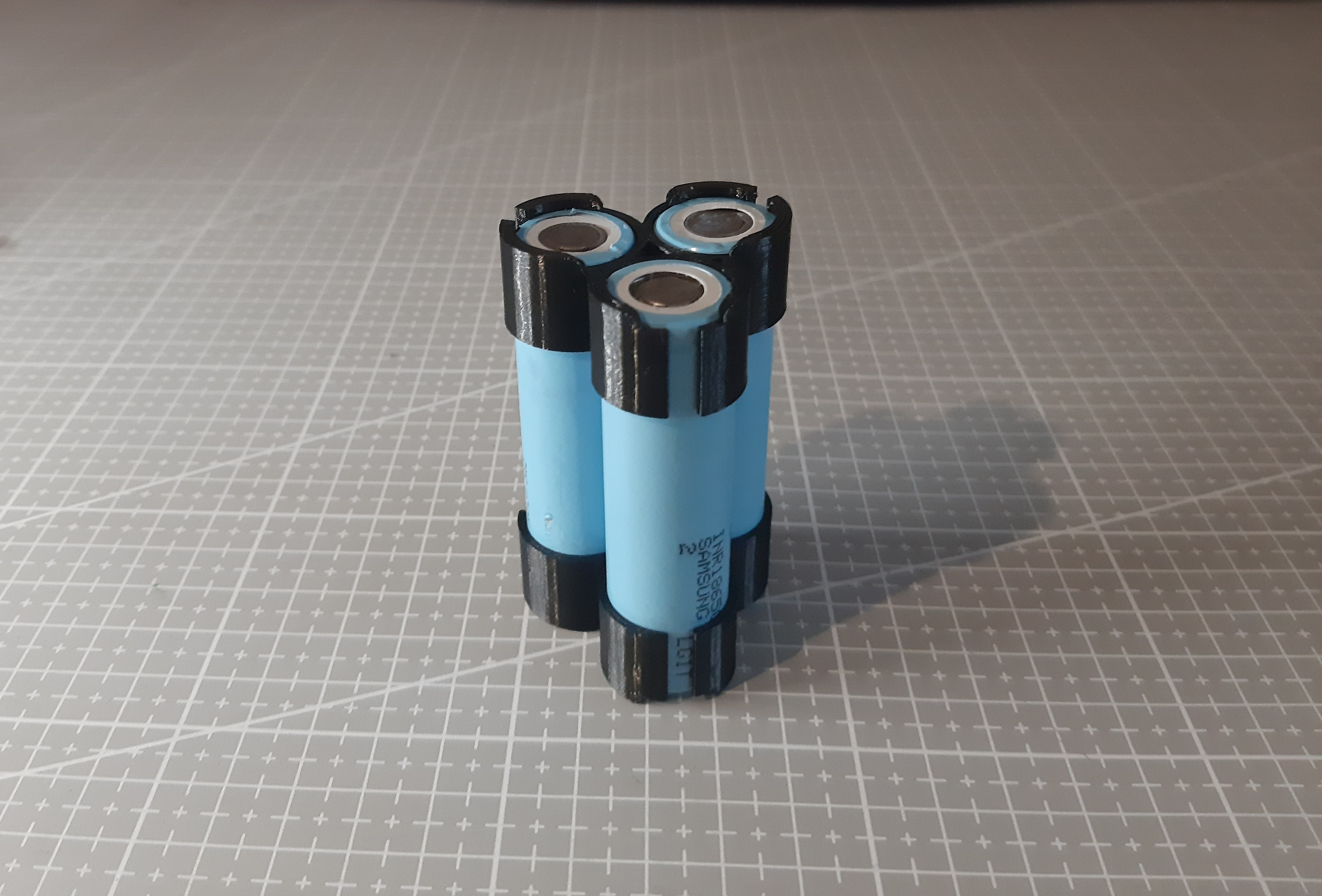 Holder 18650 by AleksR2D2 | Download free STL model | Printables.com