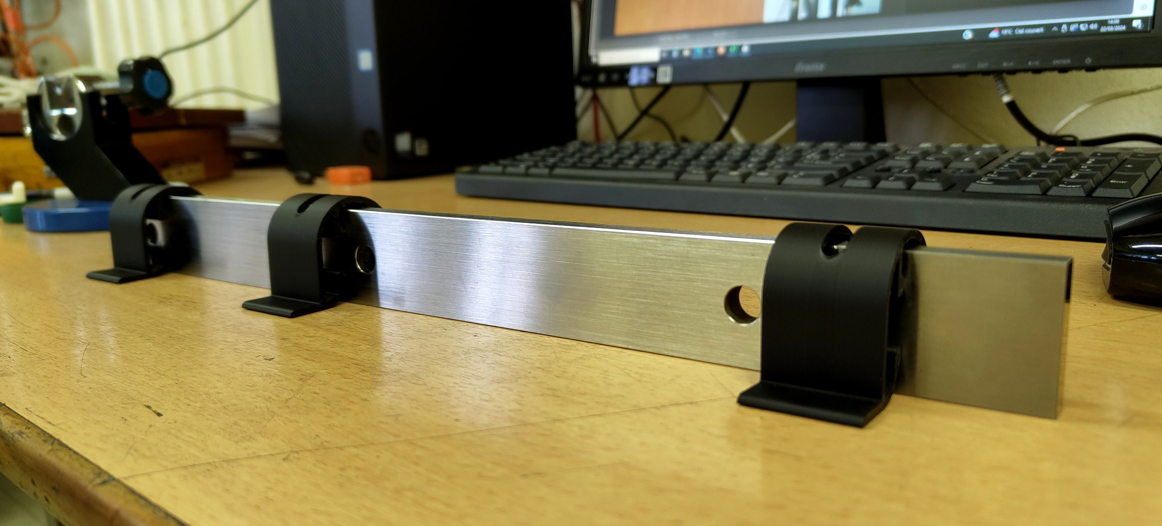 9mm Gauge Block Holder by Timtiti | Download free STL model ...