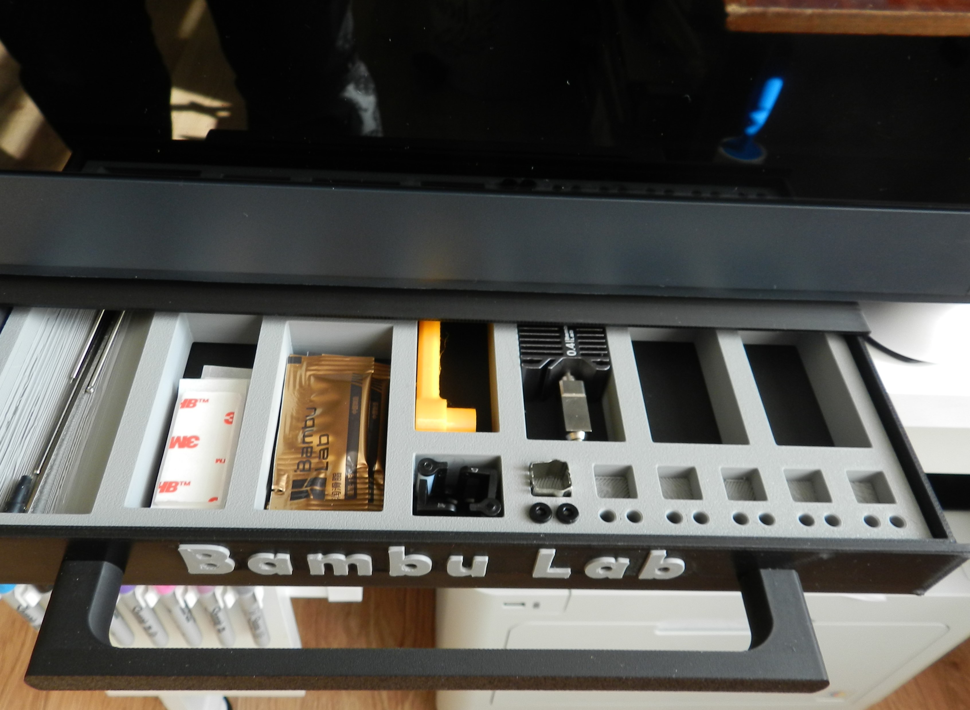 Organizer for accessories under the Bambu Lab by Rene Czerner ...