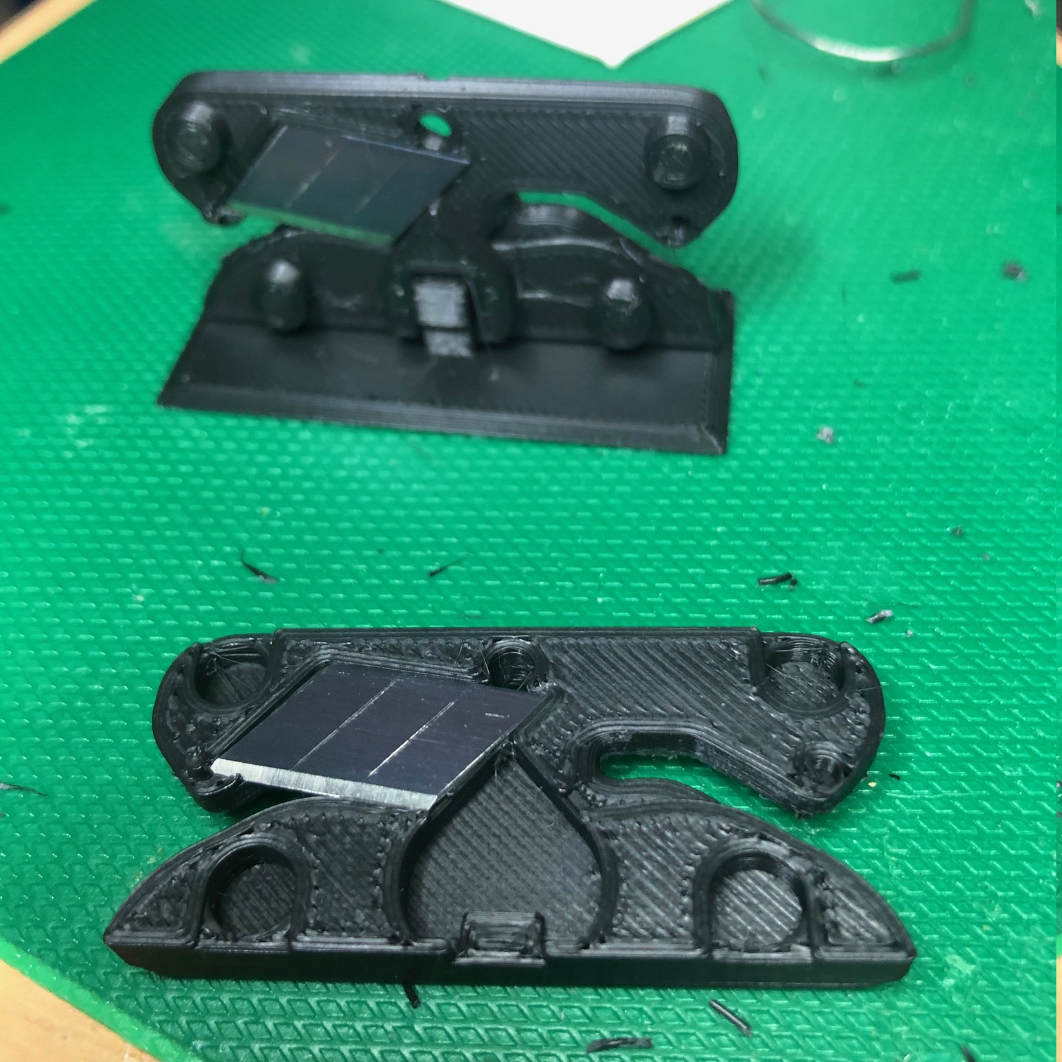 Thread cutter for Sewing Machines by Lammesky | Download free STL model ...