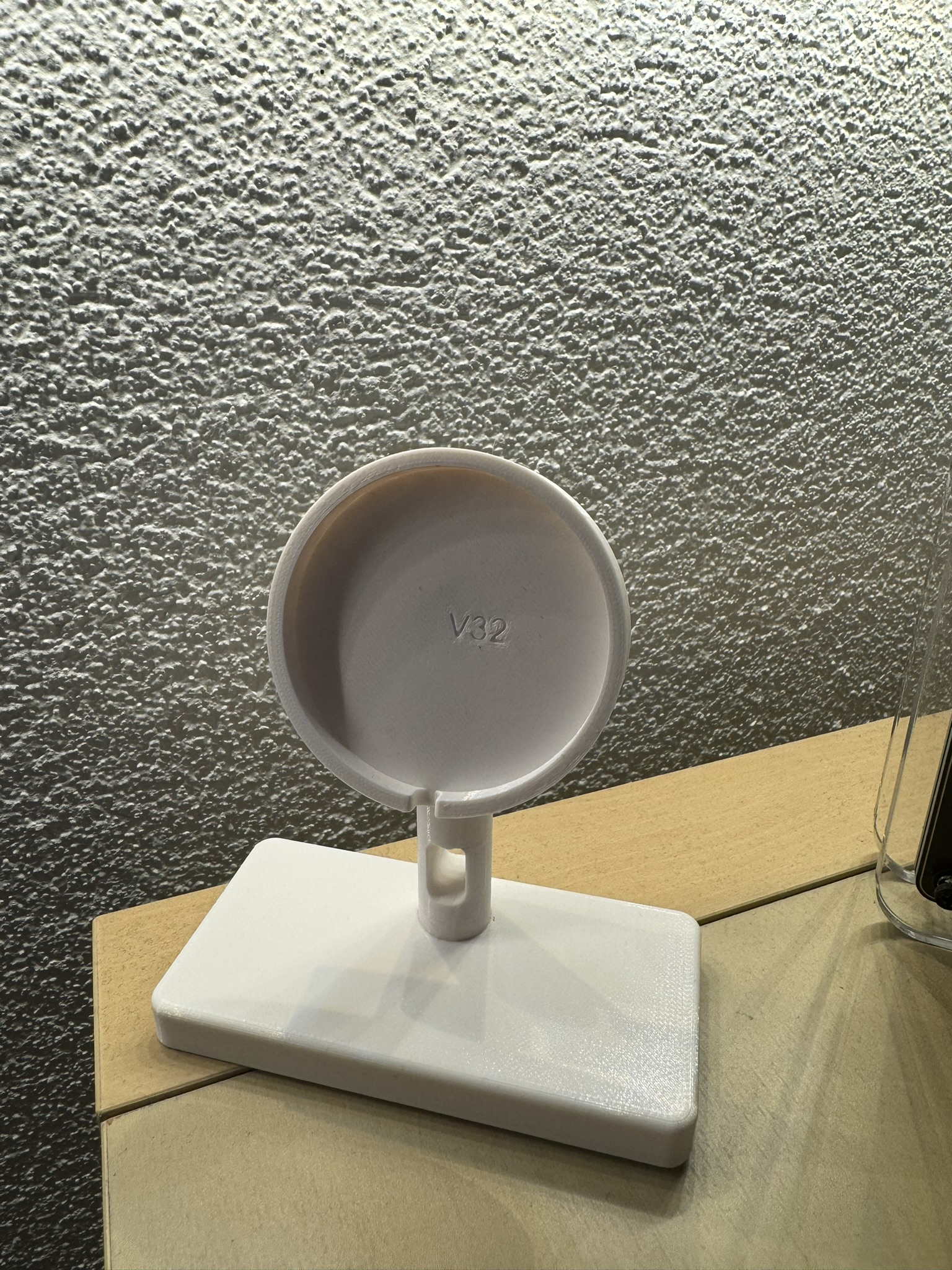 Stand for Apple Mag Safe V3 by Nicolas ⚡️ | Download free STL model ...