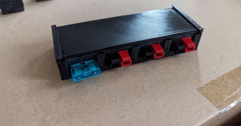 Anderson PowerPole Modular Flat Distribution Box by Nikdfish | Download ...