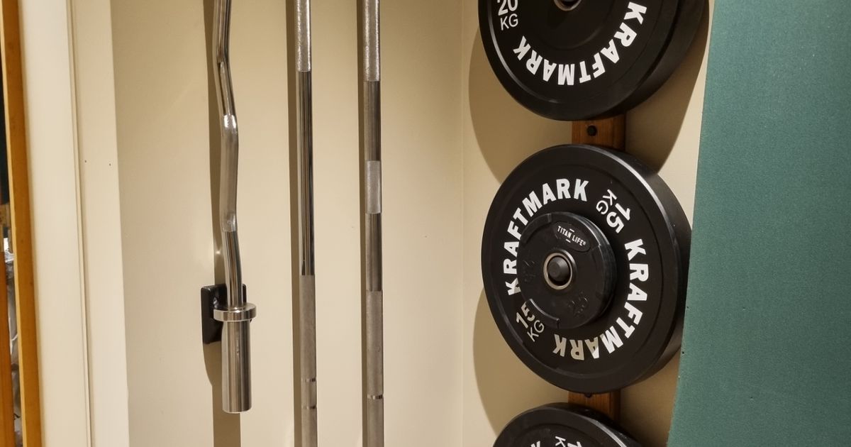 Olympic Barbell Vertical Wall Mount + Bumper remix by aoello | Download ...