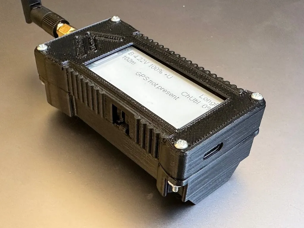 Heltec Wireless Paper 18650 Case by Szymon | Download free STL model ...