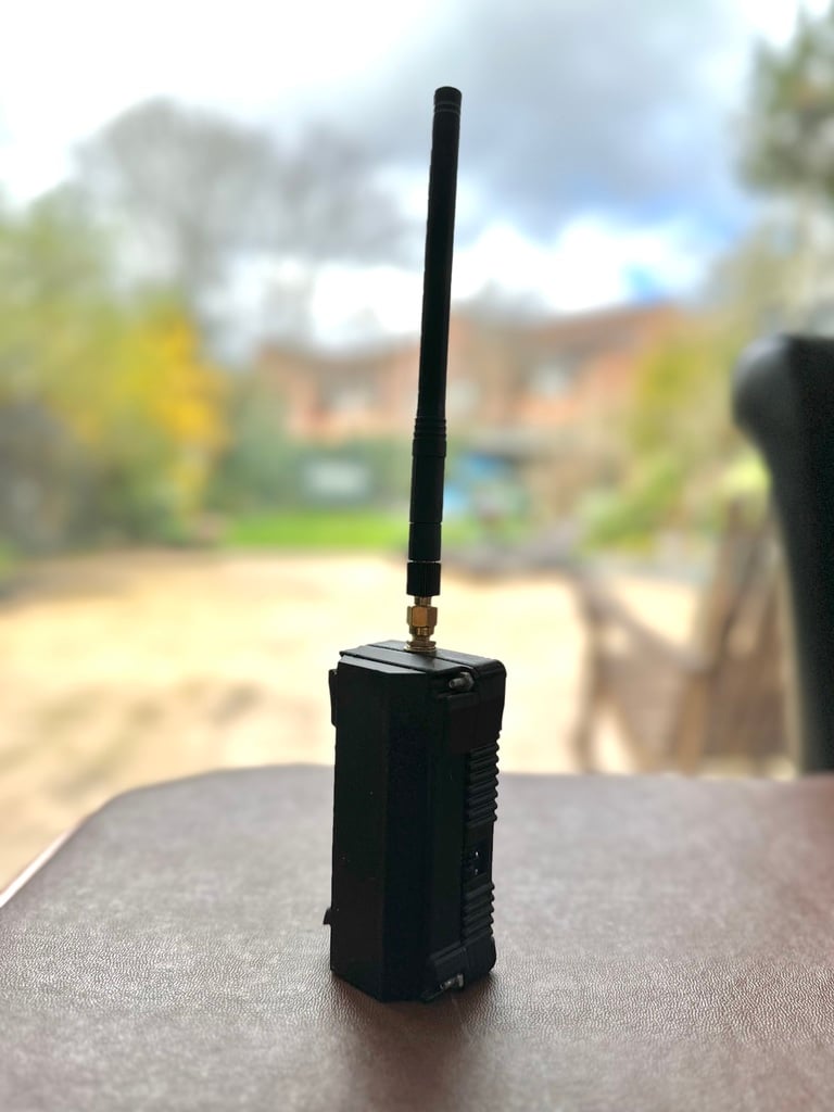 Heltec Wireless Paper 18650 Case by Szymon | Download free STL model ...