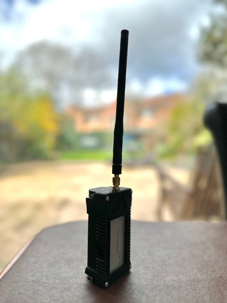 Heltec Wireless Paper 18650 Case by Szymon | Download free STL model ...