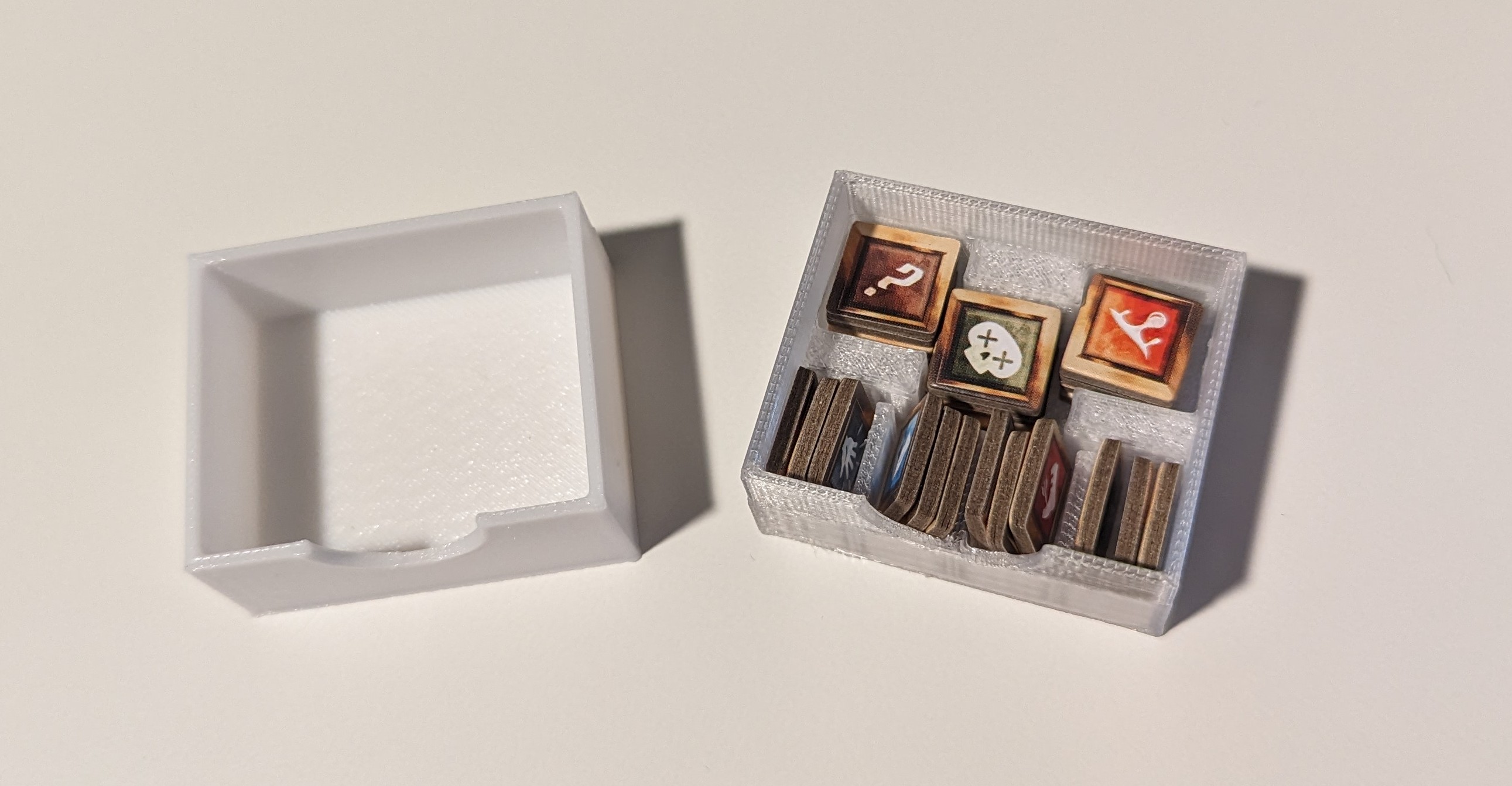 GLOOMHAVEN Buttons & Bugs Box Insert by Typawesome47 | Download free ...