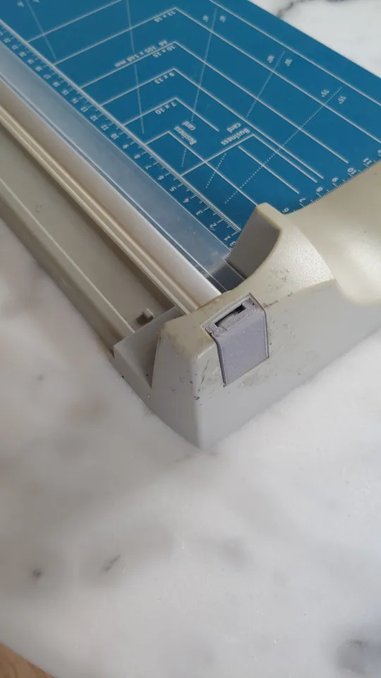 Abdeckung / Cover "DAHLE 507" Papierschneider / Paper cutter by Markus ...