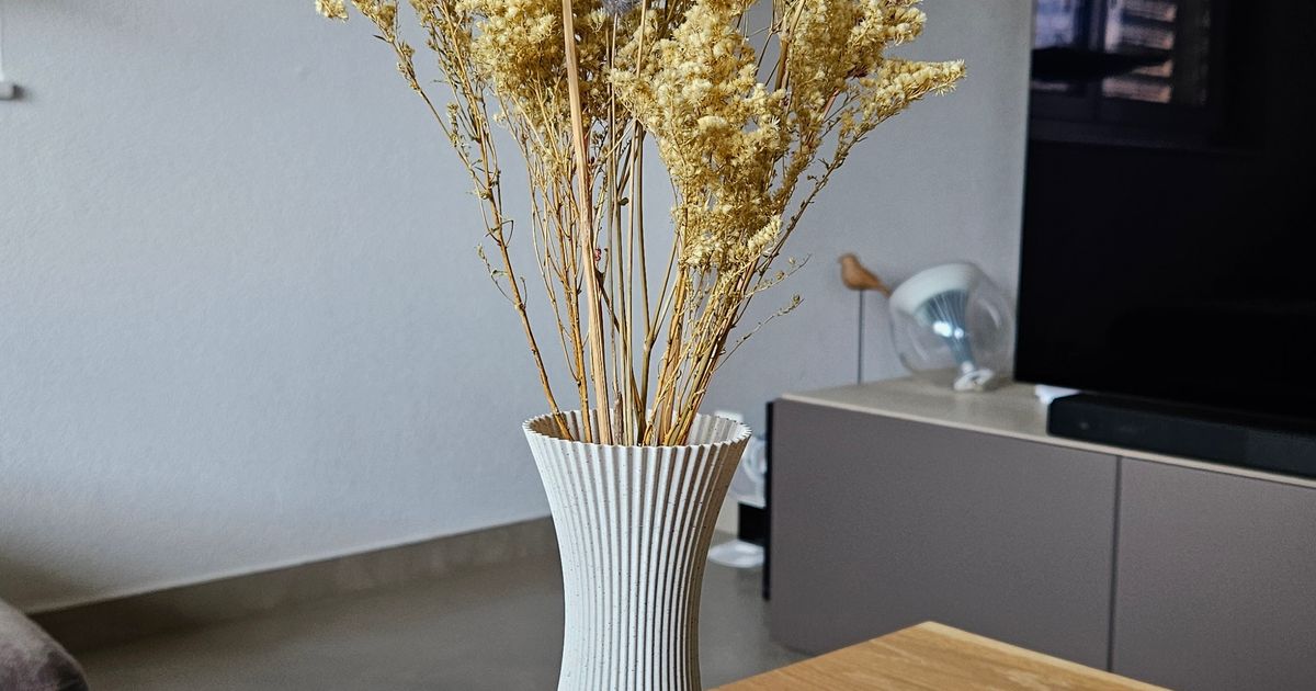 Vase by Zuff | Printables Store