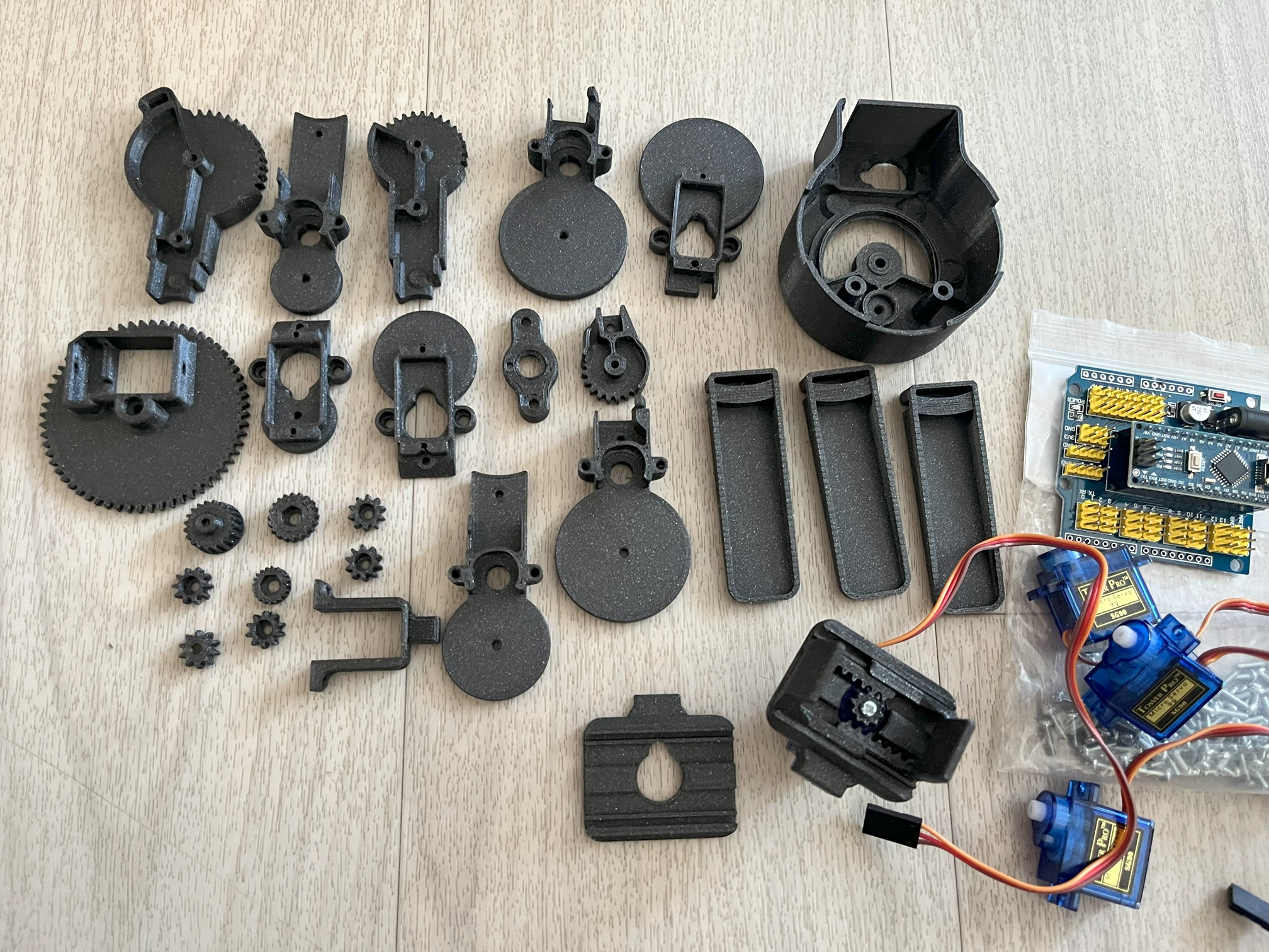 Robot Arm by Carlos Ghost | Download free STL model | Printables.com