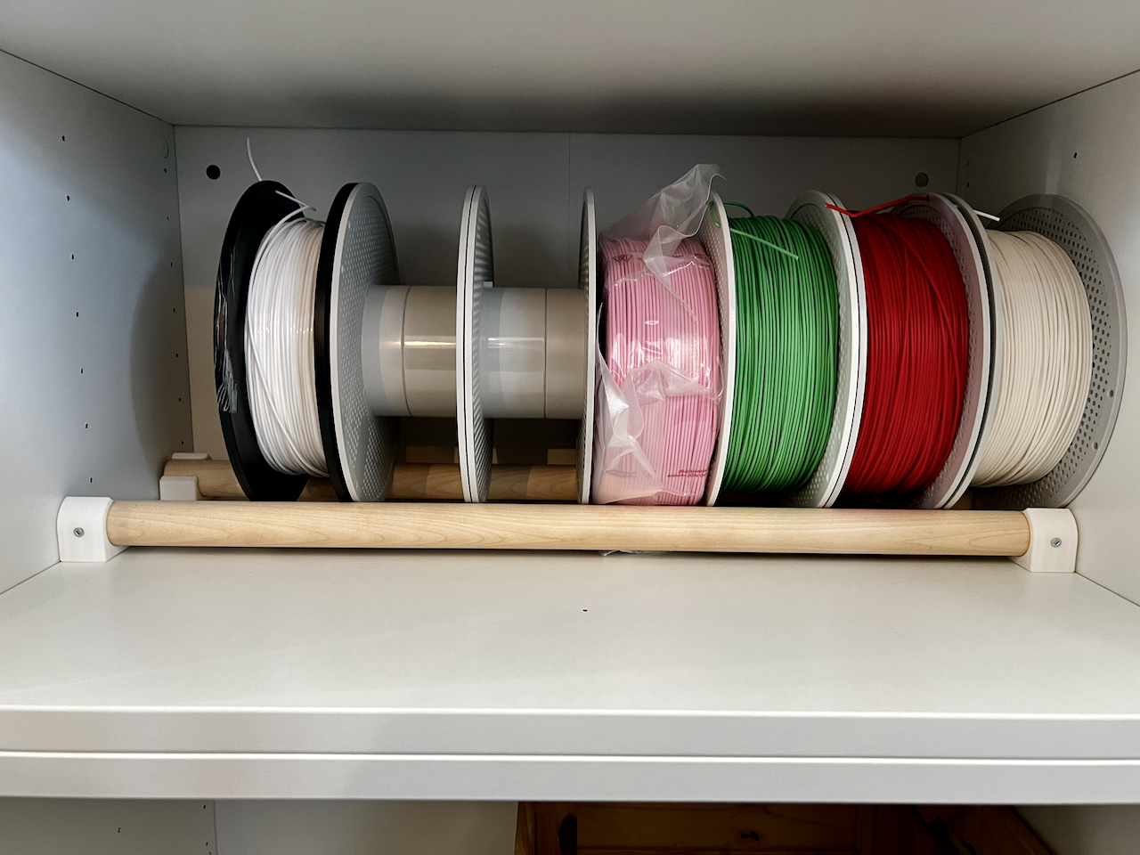 Filament Spool Storage for Cabinets by pckscoot | Download free STL ...