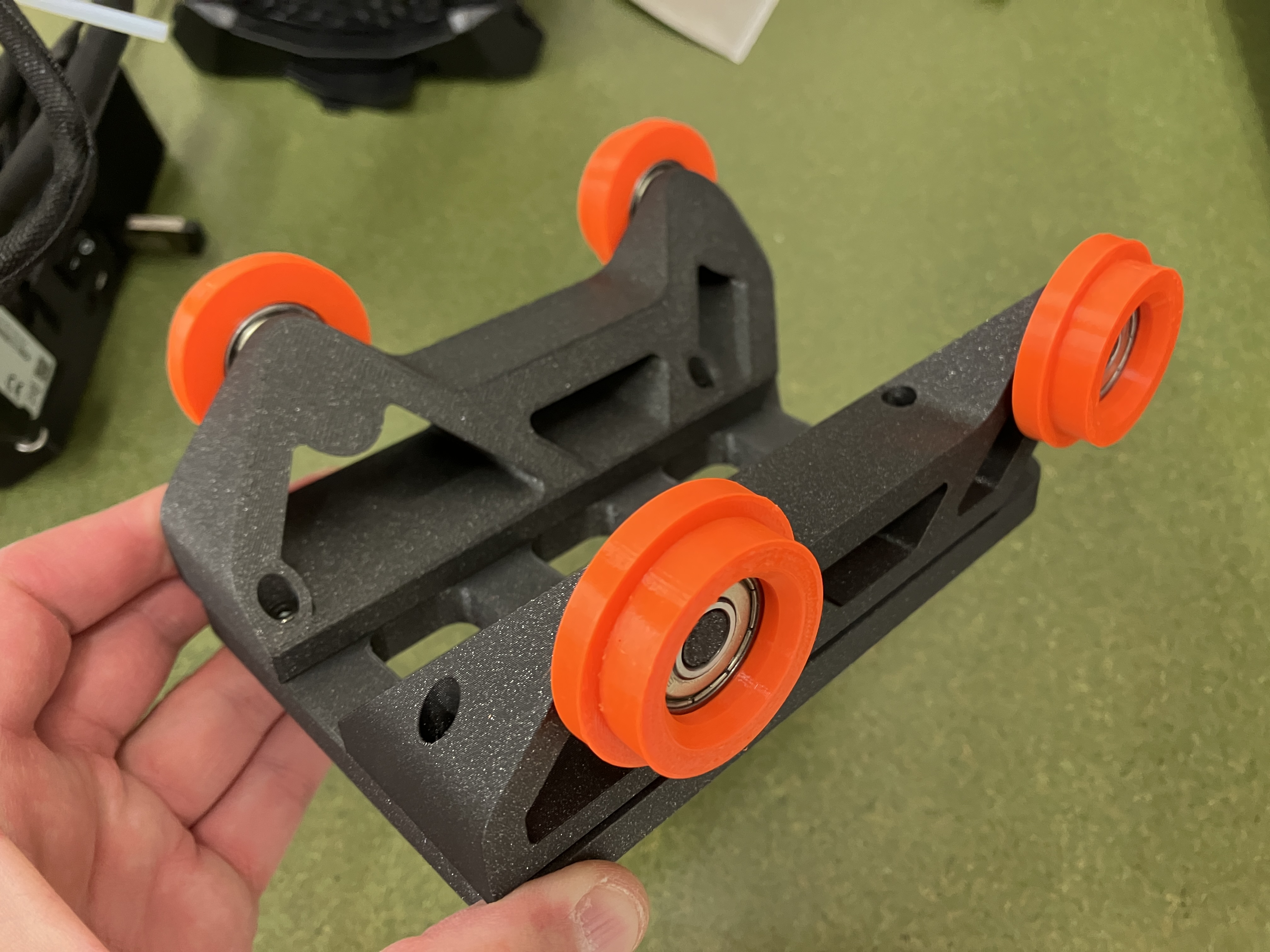 Mini 2kg Spool Holder by Nitros 3D | Download free STL model ...