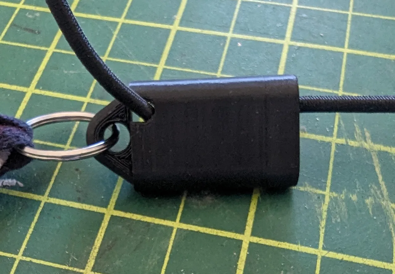 3mm Elastic Cord Lock by FrisbeeD | Download free STL model ...