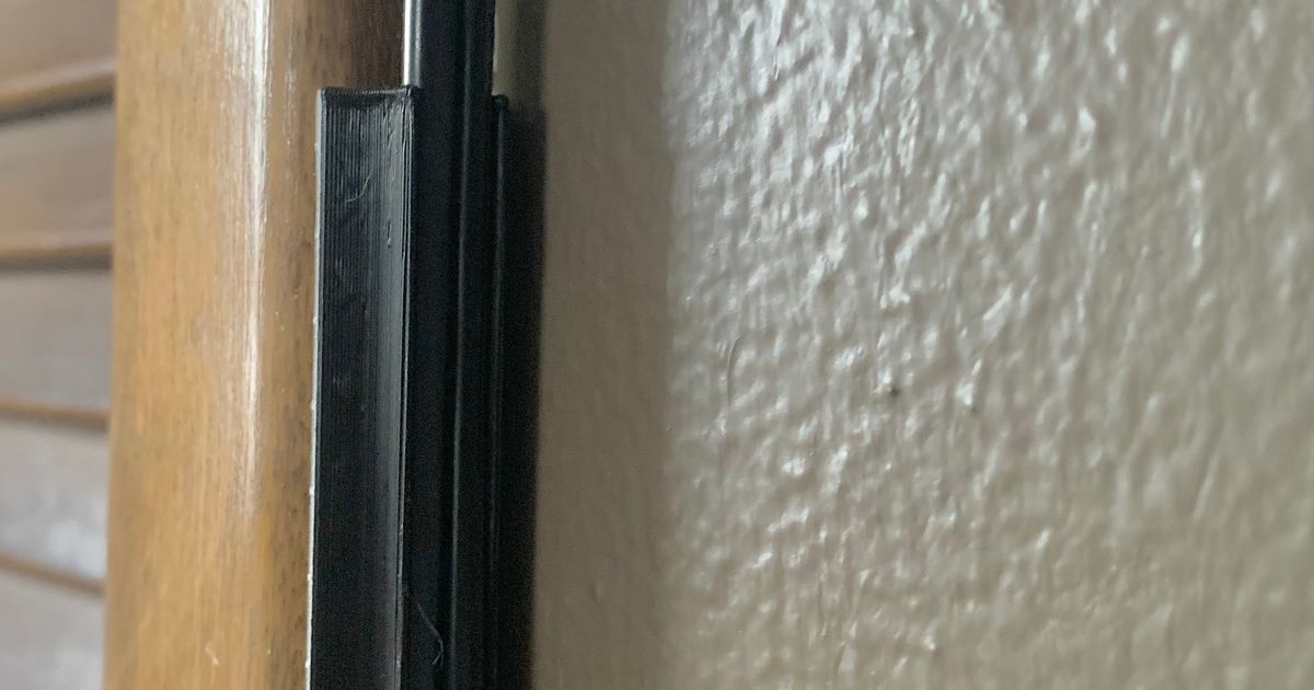 Slim Extension Cord holder for Comand Strip by Dangie-Boy | Download ...