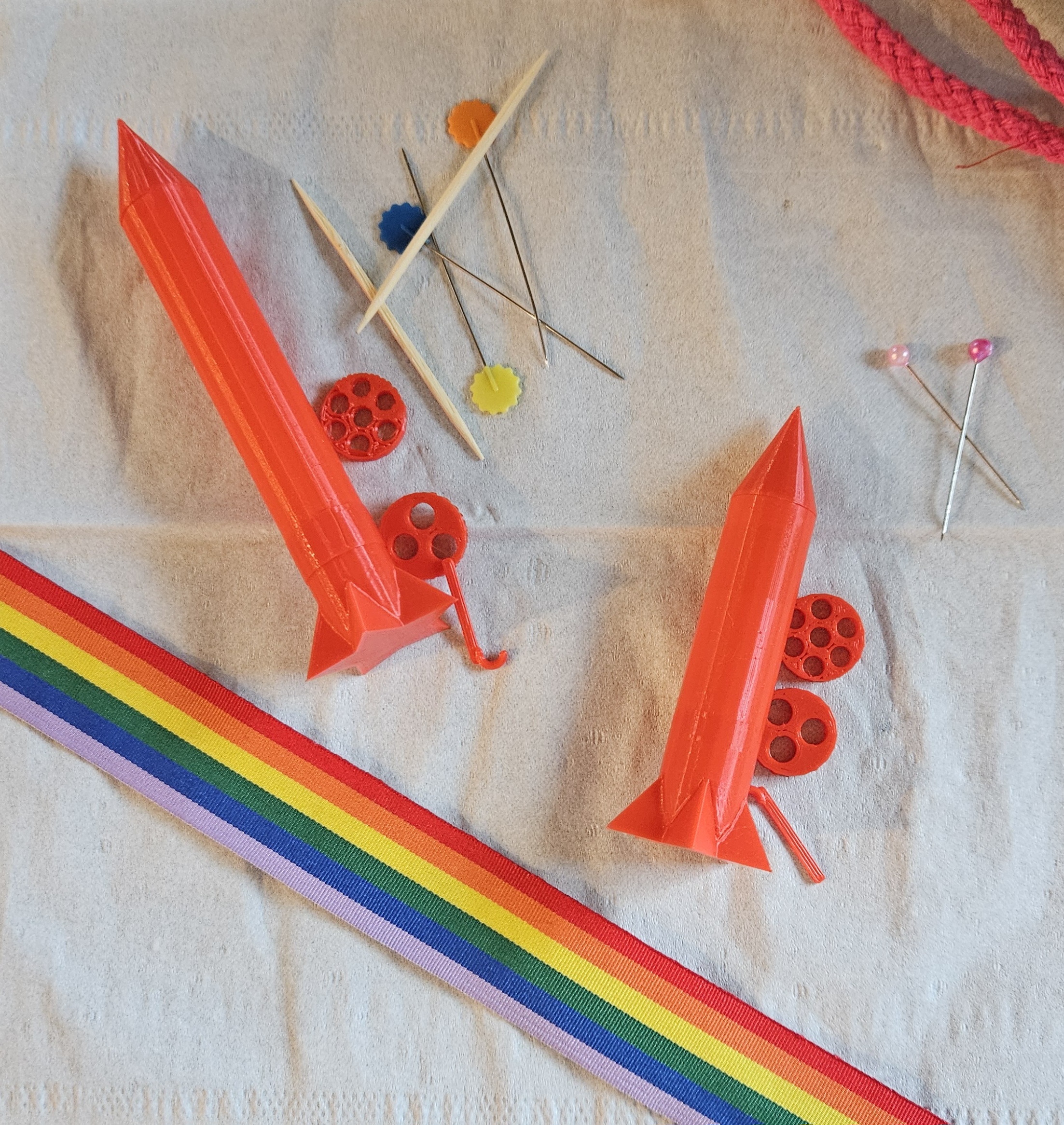 Rocket-Style Pin Holder by Milanya Flowers | Download free STL model ...