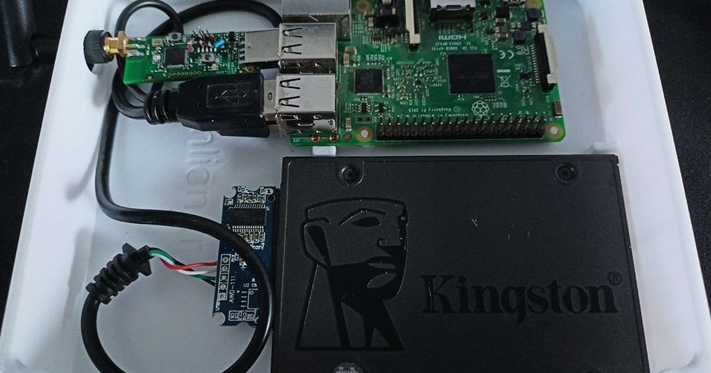 Home Assistant hub with a Raspberry Pi 3B+, 2.5-inch hard disk and ...