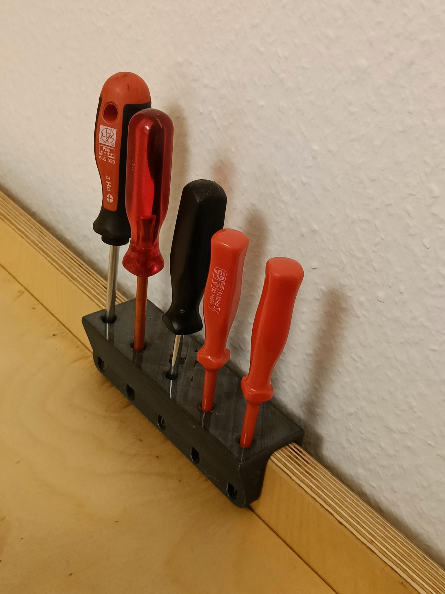 Screwdriver holder by pfuscher666 | Download free STL model ...