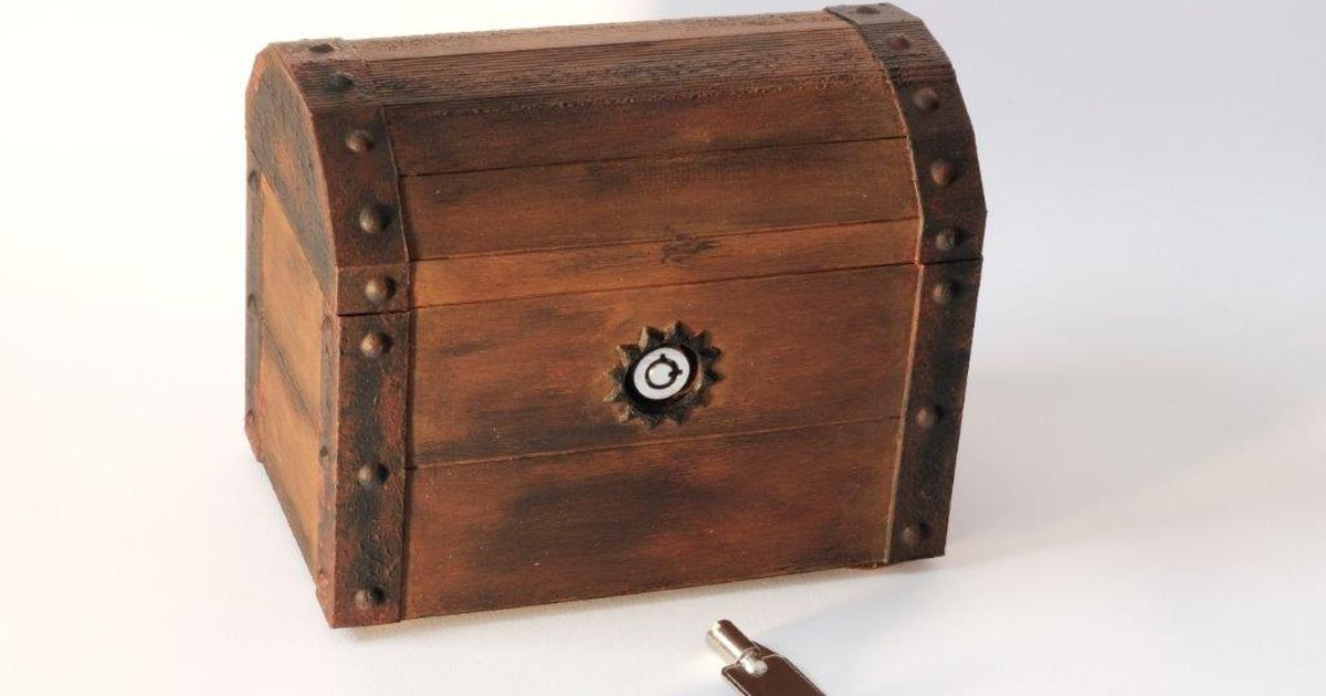 Tresure Chest with Hard Disk Lock by chris0049 | Download free STL ...