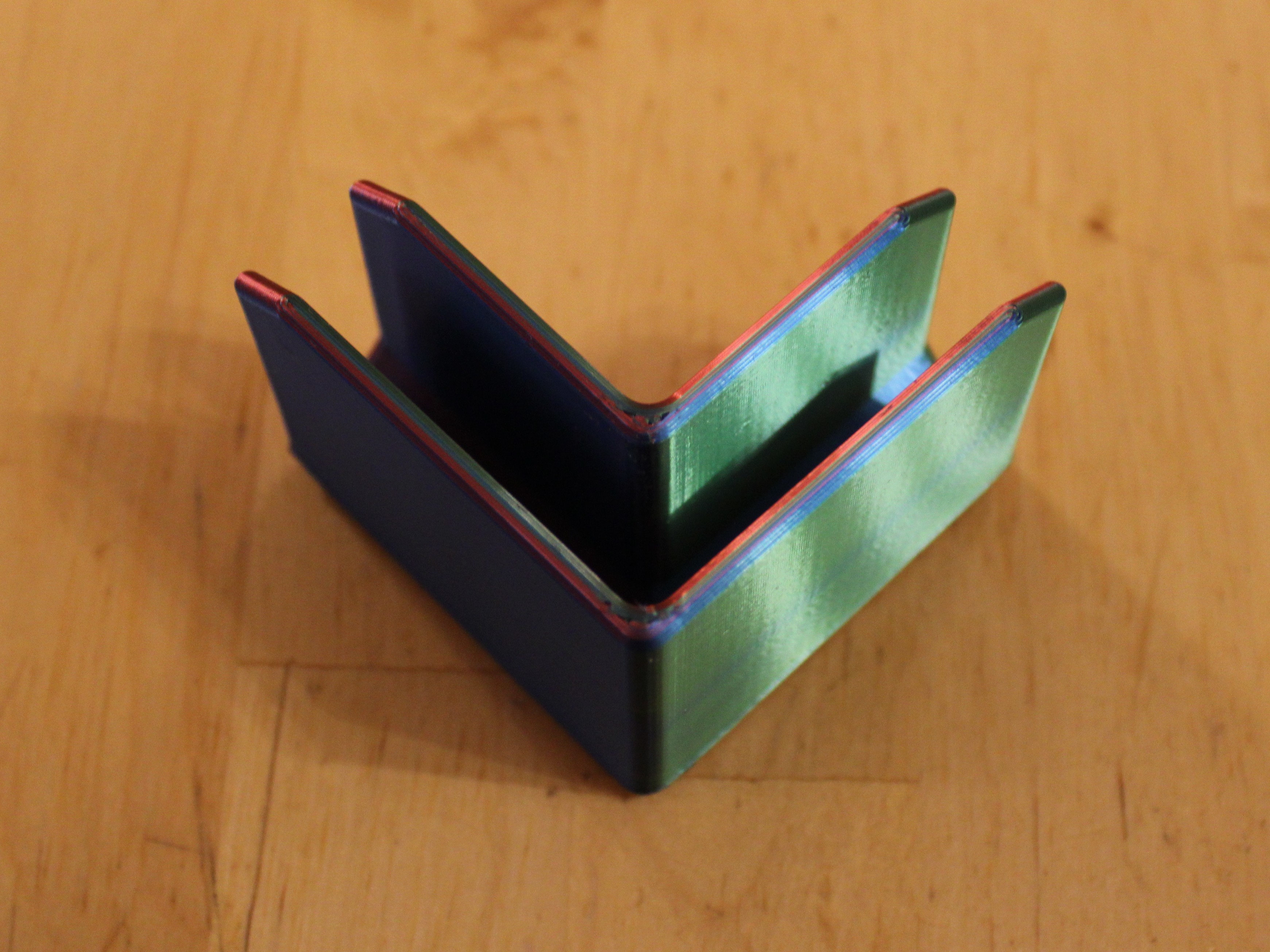Cardboard box flap holder corner by moWerk | Download free STL model ...