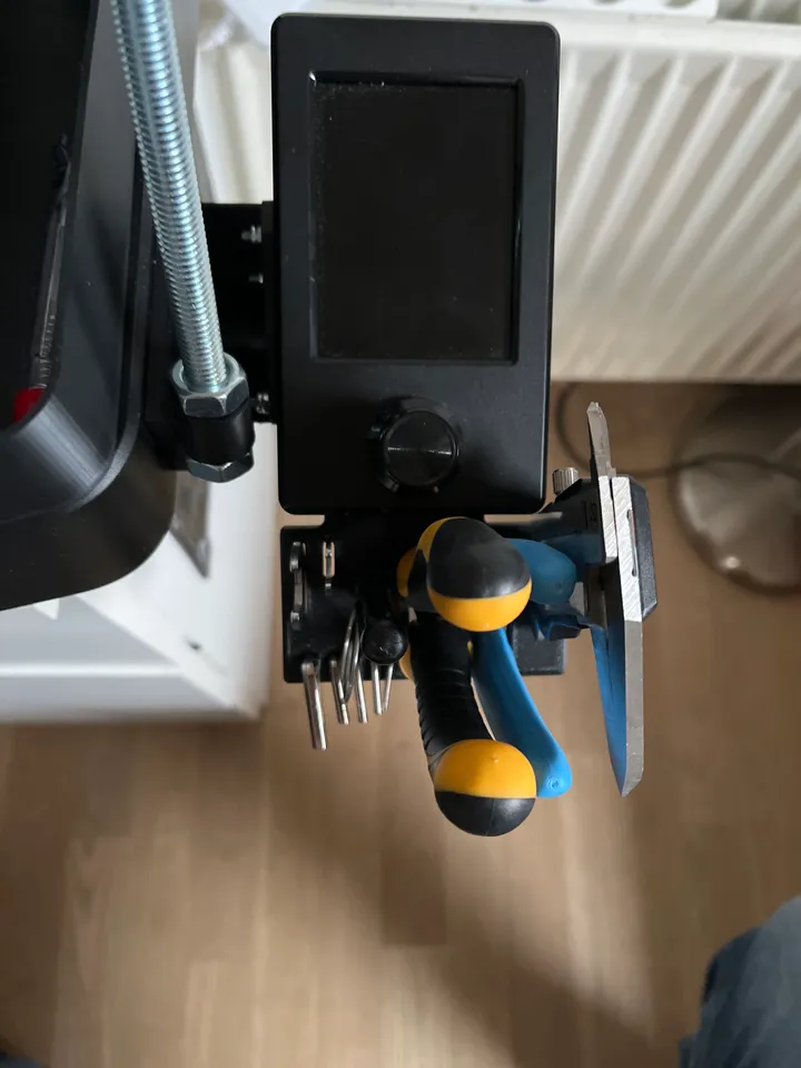 Ender 3 V3 SE - Under Screen mounted tool holder. by Jesper Senger ...