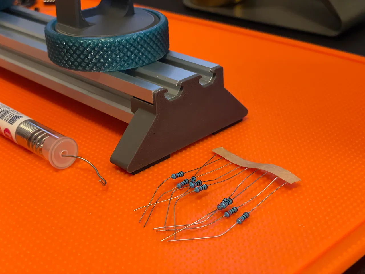 2040 Base PCB/Wire Holder Tool Set by sulli18 | Download free STL model ...