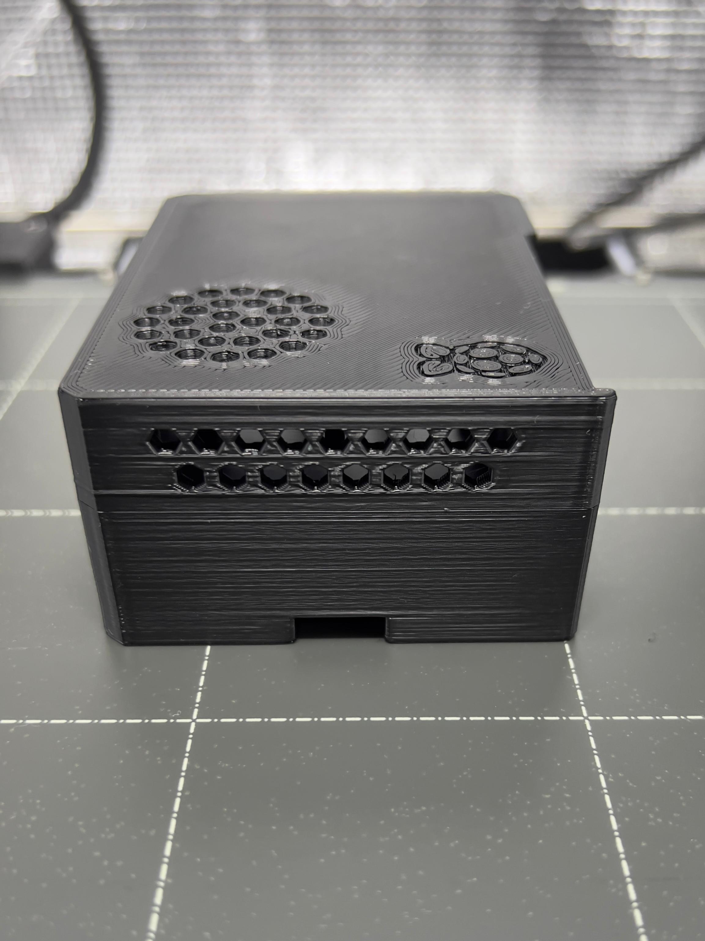 Raspberry pi 4 Case with HDMI to CSI-2 C790 and Fan. by Ivan G ...