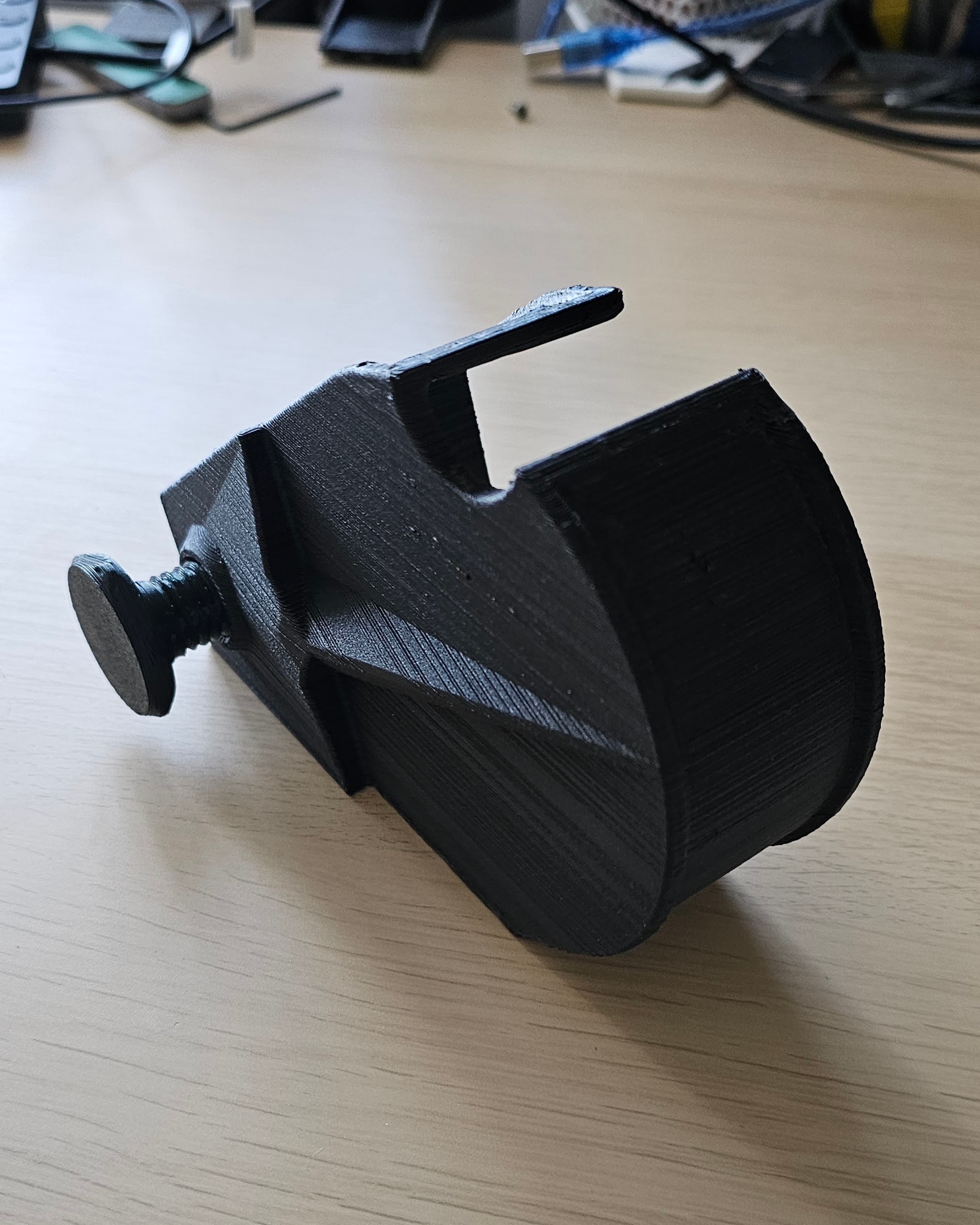 Large drink table holder/clamp by Logr47 | Download free STL model ...