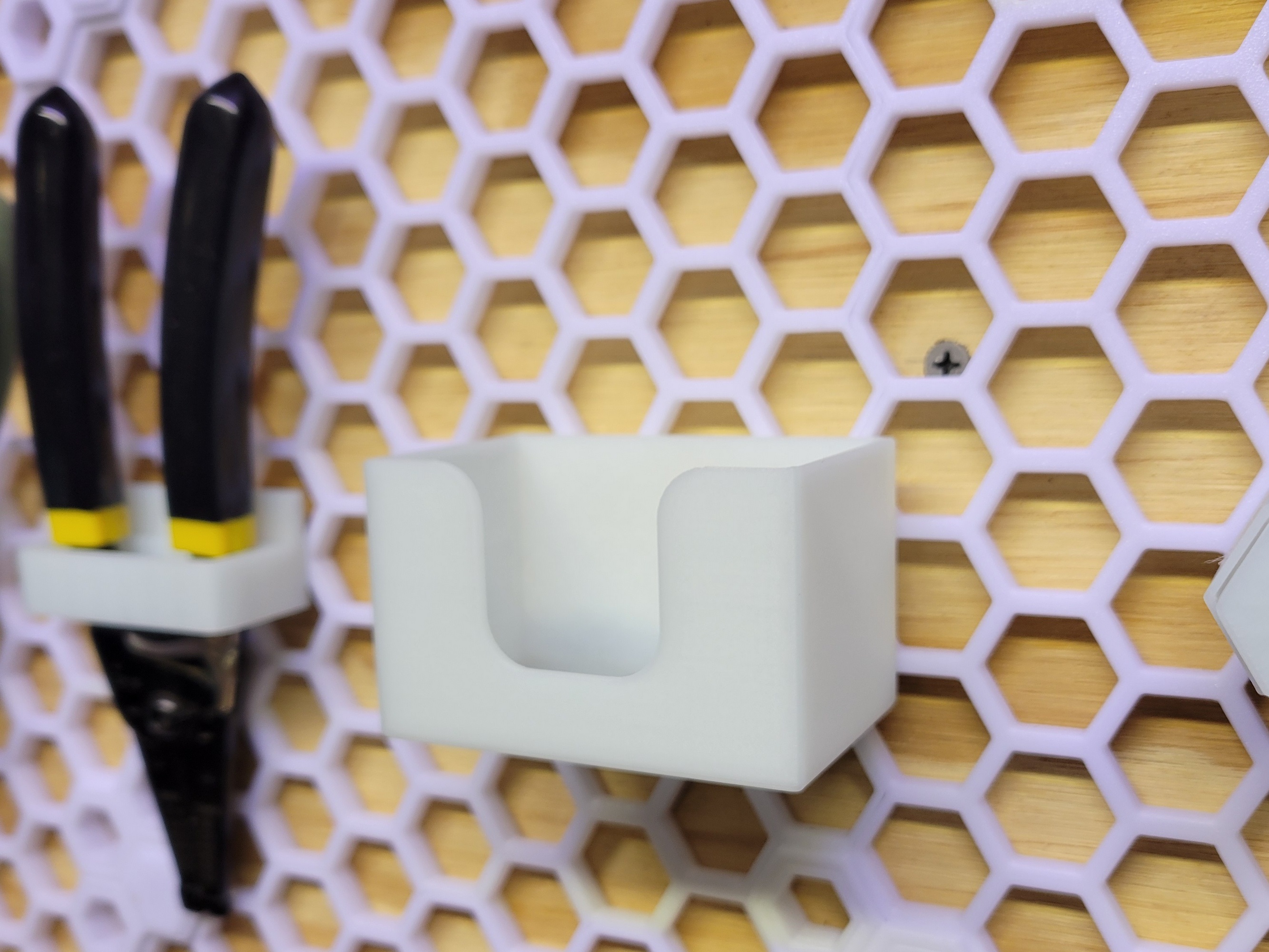 HSW Klein Electronic Level Holder by Phil Caruso | Download free STL ...