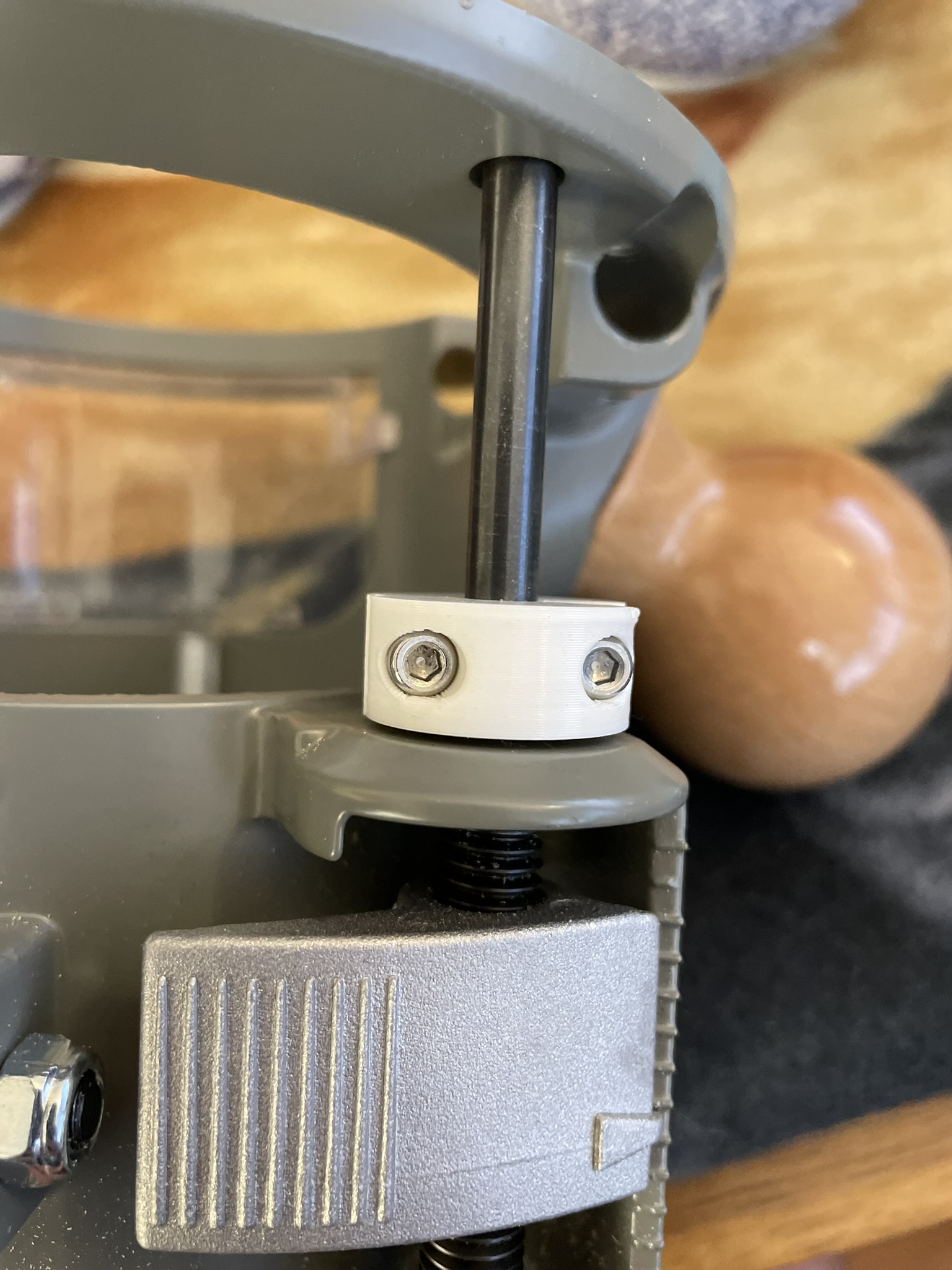 Bosch 1617EVS Router Shaft Collar by gminnick | Download free STL model ...