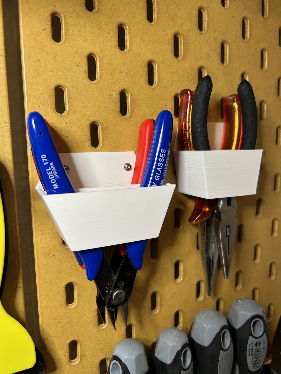 Double pliers holder for Ikea SKÅDIS pegboards by Arne | Download free ...