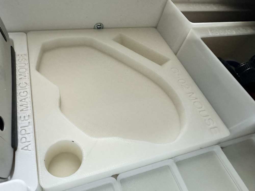 g502 Logitech Mouse Tray - Gridfinity by gedeyenite | Download free STL ...