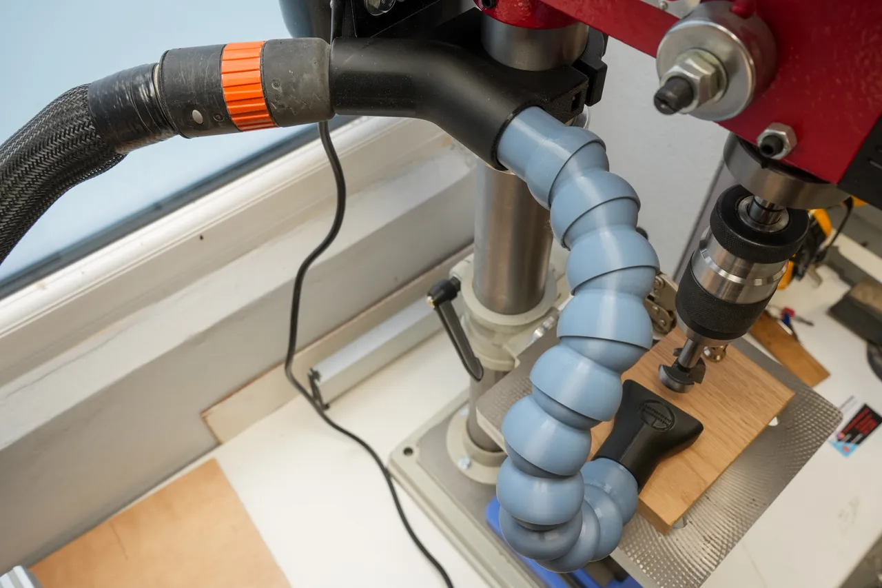 Flexible Hose for Dust Extraction by Makers Manual | Download free STL model | Printables.com