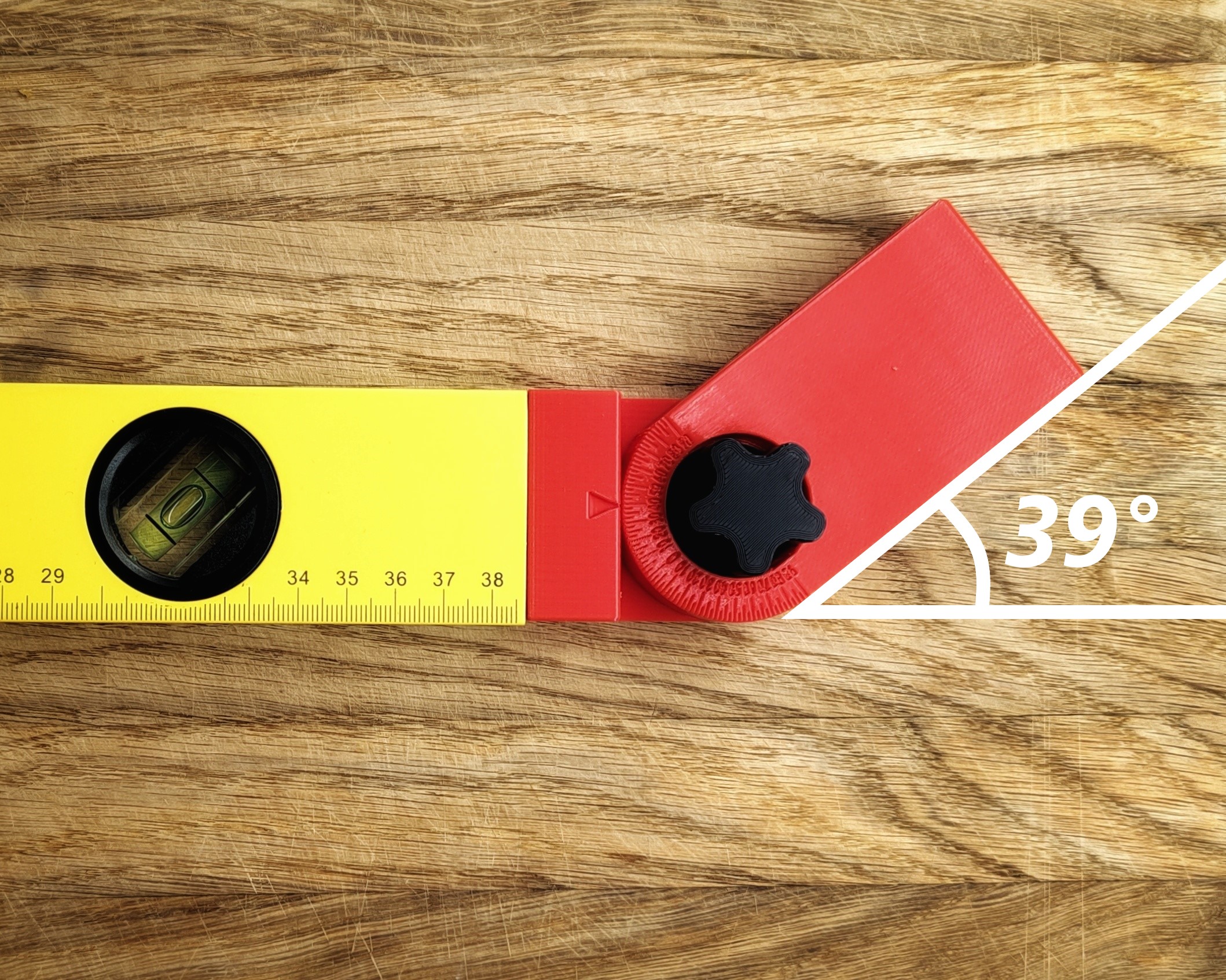 Level tool with protractor by Rokyson | Download free STL model ...