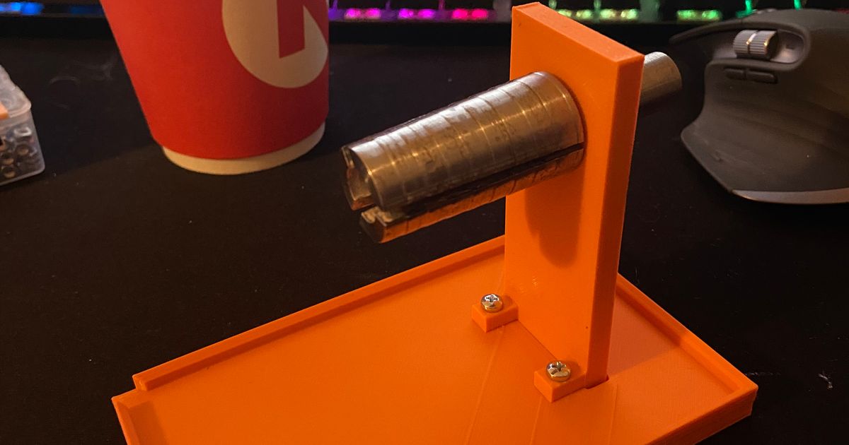 Portable mandrel holder with a tray by Jackie White | Download free STL ...