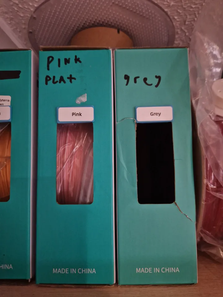 Filament box tag by Chris Skinner | Download free STL model ...